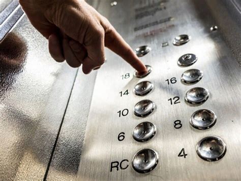 Ашиглалтын шаардлага хангахгүй 132 цахилгаан шат бий