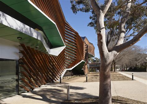 Biosciences Research Building By Lyons
