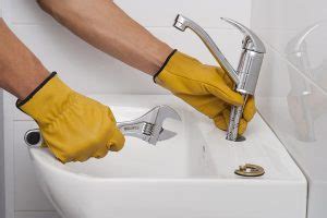Standard Faucet Hole Sizes And Guidelines With 2 Drawings Homenish