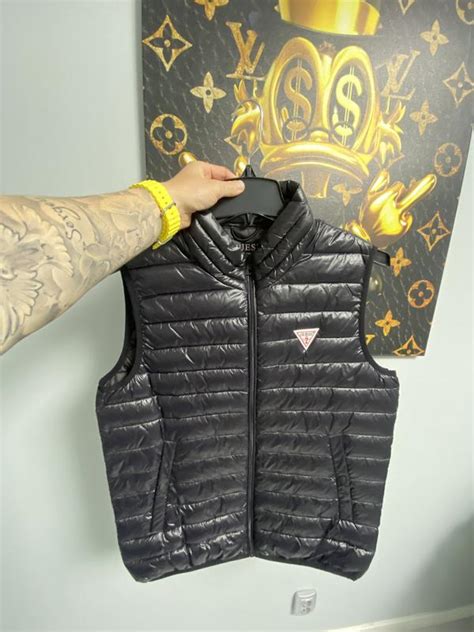 Жилетка Guess Logo Qualited — ціна 2500 грн у каталозі Жилетки Купити чоловічі речі за доступною