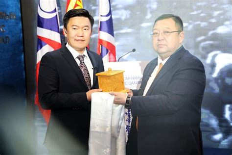 АН аас Ерөнхийлөгчийн сонгуульд өрсөлдөх нэр дэвшигчээр С Эрдэнэ тодорлоо Oknews Mn