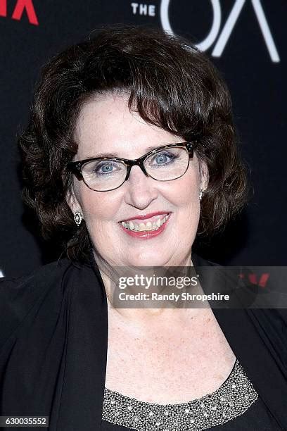 1158 Phyllis Smith Photos And High Res Pictures Getty Images