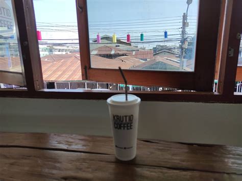 เอสเพรสโซ่เย็น ร้าน Krutid Coffee Pasisung ชัยนาท
