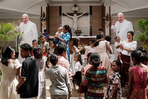Nagkakabit Ang Mga Iskandalo Sa Pang Aabuso Sa Bata Sa Pagbisita Ni Pope Francis Sa East Timor