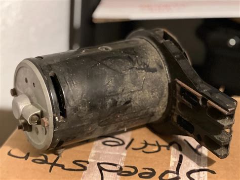 V 12 Generators With Different Mounting Brackets V12 Lincolns Only Antique Automobile