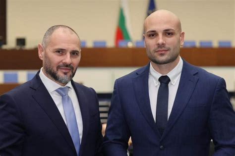 Харизанов и Кръстев питат Докога с временната организация на движение по пътя Ботевград Мездра