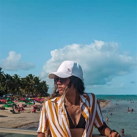 Bruninha Brunah Estefaany Threads Say More