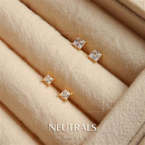 Neutrals MNL Princess Cut Bare Cut Solitaire Stud Earrings Non