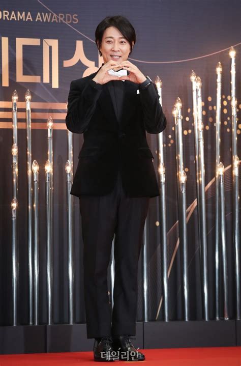 Kbs 연기대상 최수종 4번째 대상 수상고려 거란 전쟁 7관왕