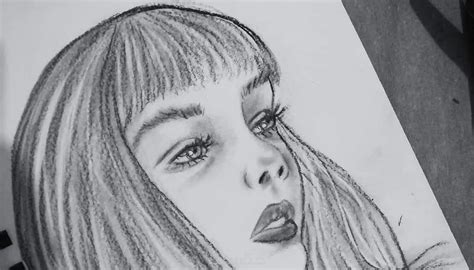 رسم بورتريه بالرصاص او الفحم او رسمة مائية خمسات
