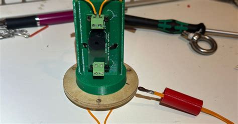 Nose Mounted Altimeter Sled With Integrated Pull Pin Switch By