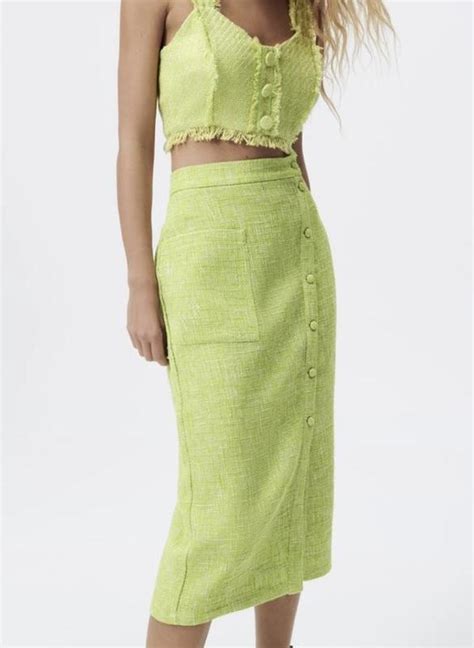 Твідова спідниця Zara — ціна 500 грн у каталозі Міді спідниці Купити жіночі речі за доступною