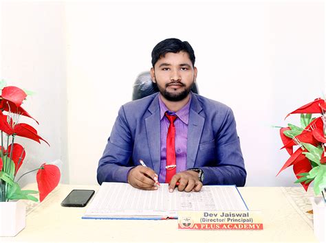 Dev Jaiswal Has Bagged Asias Young Entrepreneur Of The Year Award