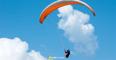 Groźny Wypadek Na Paralotni Mężczyzna Przyczepił Linę Do Quada