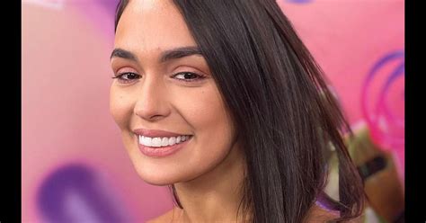 Ex Bbb Larissa Santos Fez Procedimento Nos Dentes Purepeople