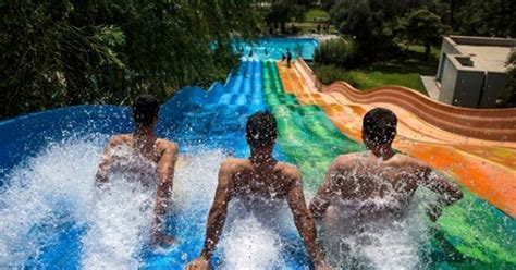 بهترین پارک های آبی تهران؛ آماده هیجان بی‌نهایت باشید اسنپ