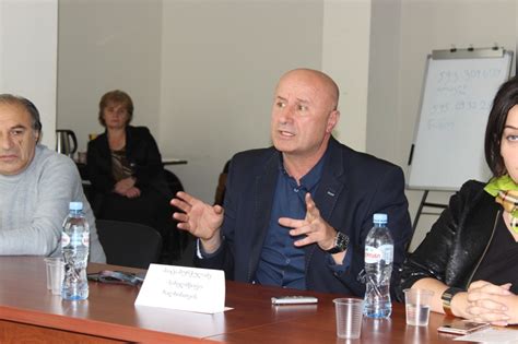 საგარეჯოში გურჯაანის დეპუტატობის კანდიდატების საჯარო დებატები გაიმართა