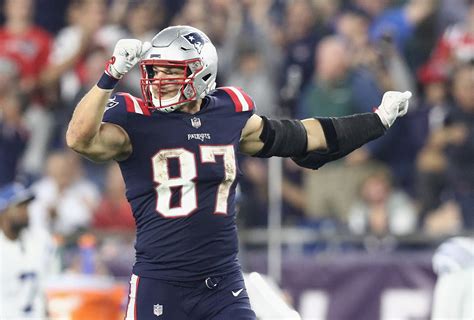 New England Patriots Rob Gronkowski Still Better Than Travis Kelce