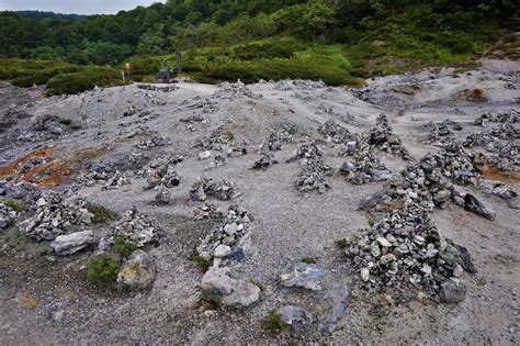 日本最高の霊場！恐山菩提寺の境内にある『賽の河原』 日本秘境探訪（即身仏・五重塔・三重塔・一之宮・滝・棚田・墓・元寇史跡・聖地巡礼）