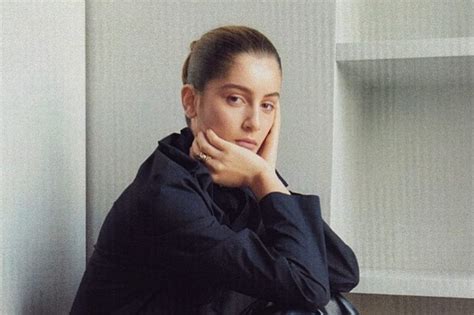 Sahteene Sednaoui La Figlia Di Laetizia Casta In Cover La Moda Un Mezzo D Espressione