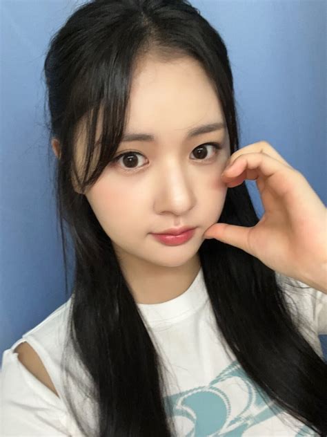 241014 Candy Shop Twitter Update With Julia Kpopping