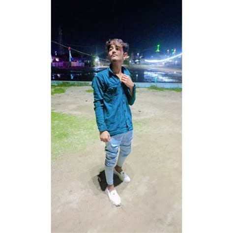 Alfaz Husain Bkalfaz11 • Threads Say More