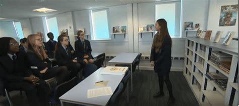Bluecoat Wollaton Academy Student Launches New Glasseson Campaign