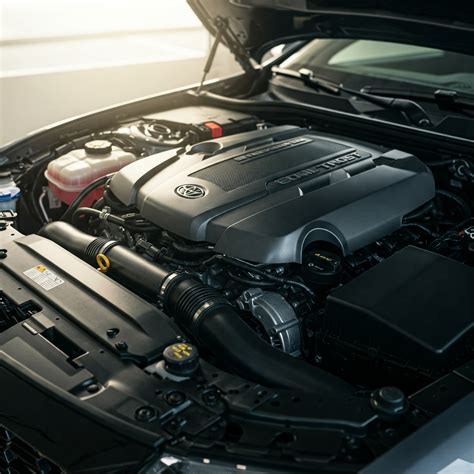 자동차 엔진 기본 구조 이해하기 작동 원리와 핵심 요소 분석