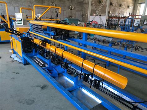Hot Sale Fully Automatic Chain Link Fence Net Making Machine For