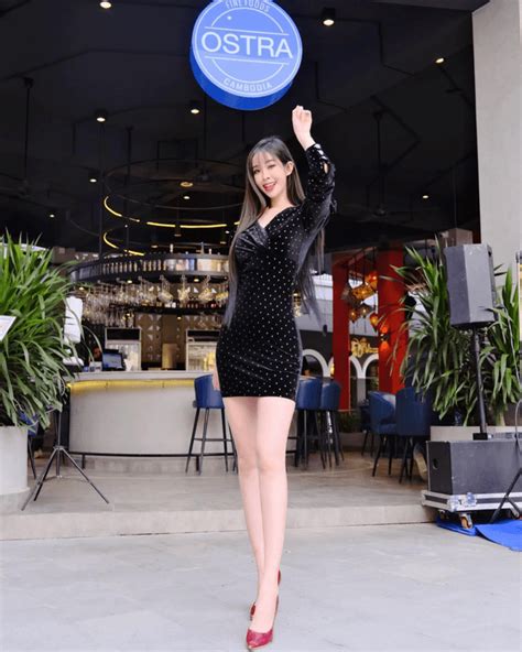 ដូចម៉ូដែលបរទេស ជីមមី ធ្វើឲ្យហ្វេនៗកាន់តែឈ្លក់វង្វេង នឹងរូបរាងខ្លួន មានវីដេអូ Khmerload