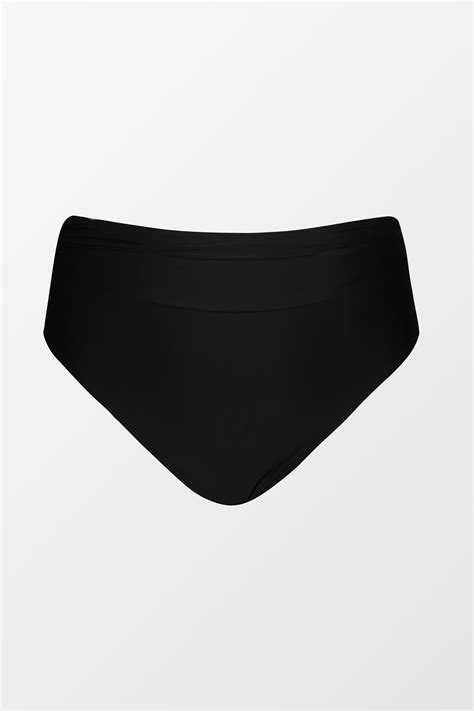 Plus Size Underwire Swimwear Cupshe