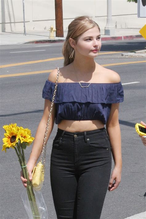 Stefanie Scott Hawtcelebs