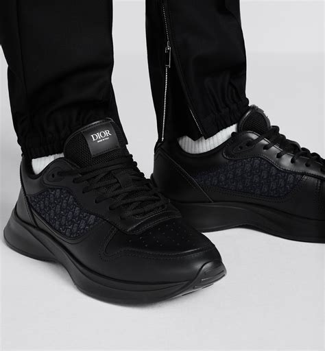 B25 Runner Sneaker Black Smooth Calfskin And Dior Oblique Jacquard Dior
