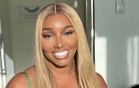 Did NeNe Leakes Get Plastic Surgery Body Measurements And More Plastic Surgery Stars