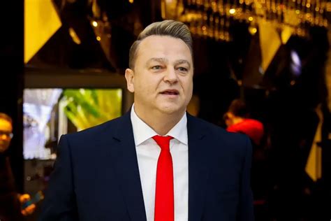 Градев атакува Нито Бербатов нито Величков имат място в българския футбол Lupa Bg