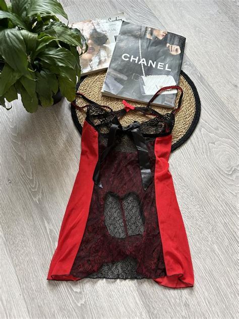 Сексуальный пеньюар пеньюар с обнаженными ягодицами — цена 150 грн в каталоге Пеньюары Купить