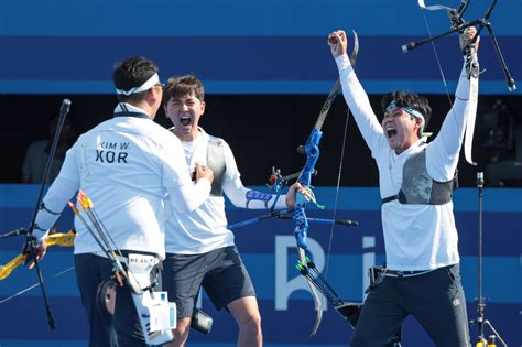 마지막 발도 10점”한국 양궁 남자 단체전 올림픽 ‘3회 연속 金 파리2024