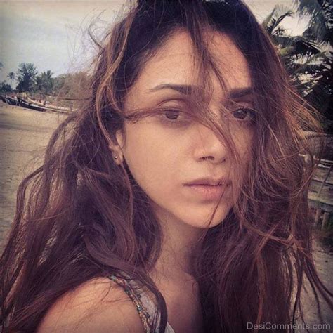 Aditi Rao Hydari Face Close Up Desi Comments