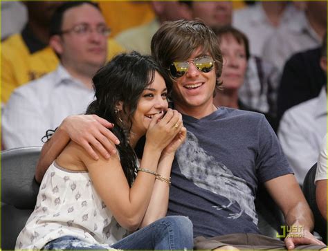Hollywood Celebrities Zac Efron With His Girlfriend Vanessa Hudgens In