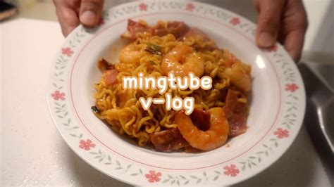 Vlog 일상브이로그인지 먹방인지 그 중간 어디즈음 납작만두 꼬치우동 혼술신라면 알리오올리오 신라면더레드 오삼불고기 대왕샌드위치 Youtube