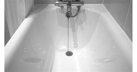 Учени Горещите бани намаляват риска от сърдечни болести и инсулт