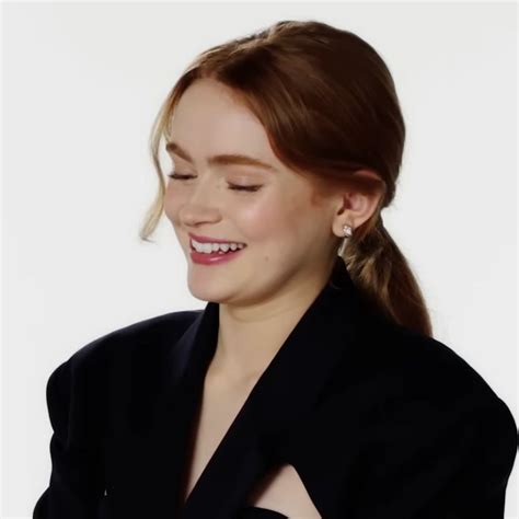 Sadie Sink The Whale Press Em 2023 Fotos De Rosto Stranger Things Atores Crush Feminino