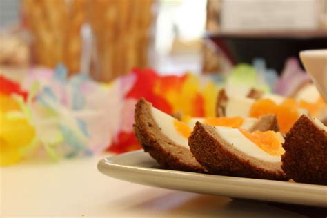 무료 이미지 표 식품 생기게 하다 화려한 아침 식사 빵 굽기 디저트 점심 짭짤한 맛있는 요리 한 공식 만찬 달걀 스카치 단맛 브런치 스코틀랜드