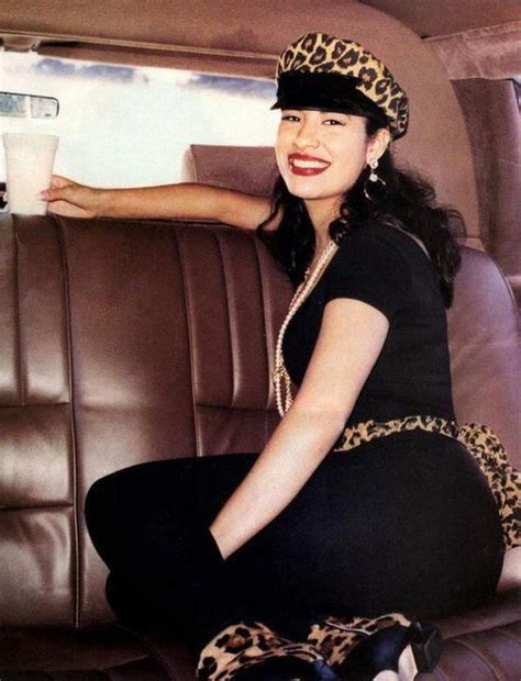 Images About Selena Quintanilla On Pinterest Selena Selena Amor And Chris D Elia