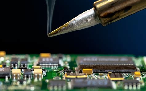 How To Solder On Printed Circuit Boards Nova Engineering