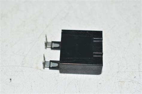 Fuji Electric Sz Z5 Surge Suppressor Resistor Capacitor 100 250 Vac