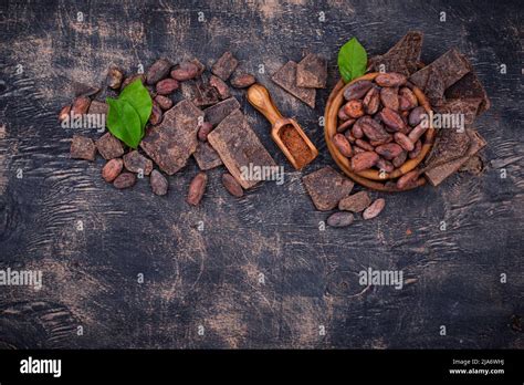 Natural Cocoa Powder Cocoa Beans And Chocolate Stock Photo Alamy