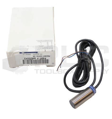 New Telemecanique Xs1 M18da210tf Inductive Proxmity Switch 032681 Read
