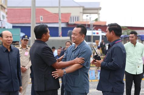 សម្ដេចតេជោ ហ៊ុន សែន ប្រៀបការបោះឆ្នោតនៅកម្ពុជា ជាការប្រកួតប្រជែងរវាងអ្នកគាំទ្រប្រជាធិបតេយ្យ