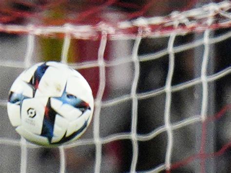 Real Madrid Nevyužil šanci Jít Do čela Tabulky S Vallecanem Remizoval 33